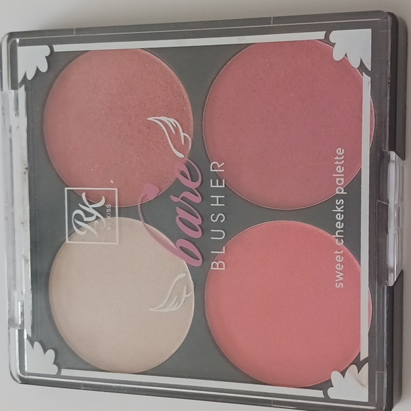 Hot Kiss | Makeup | Blushes Bare Sweet Cheeks Palette | Poshmark